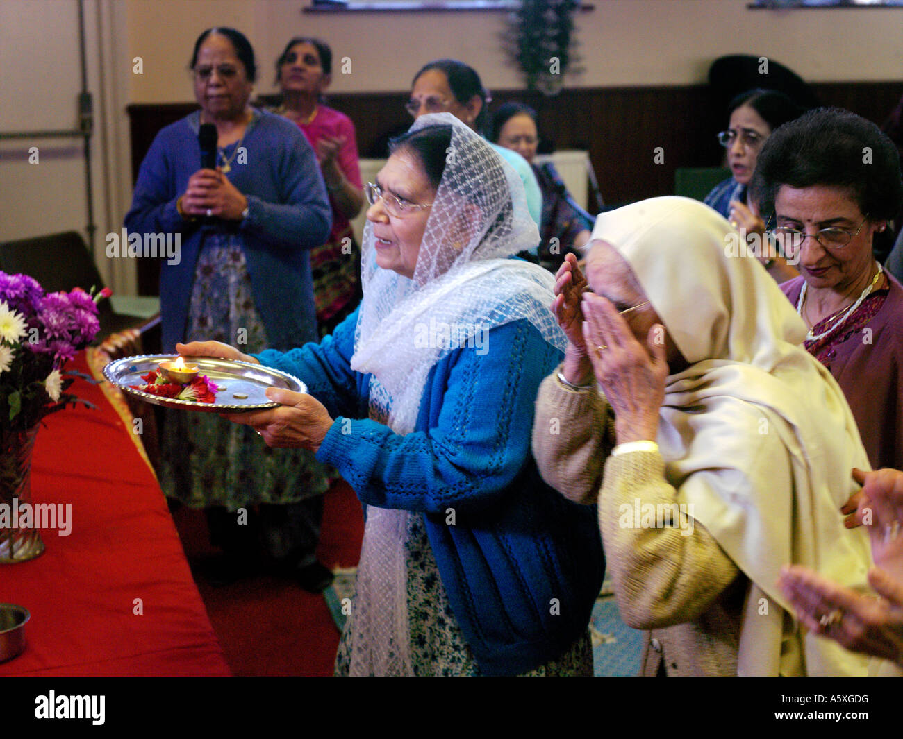 Wimbledon all england club members hi-res stock photography and images ...