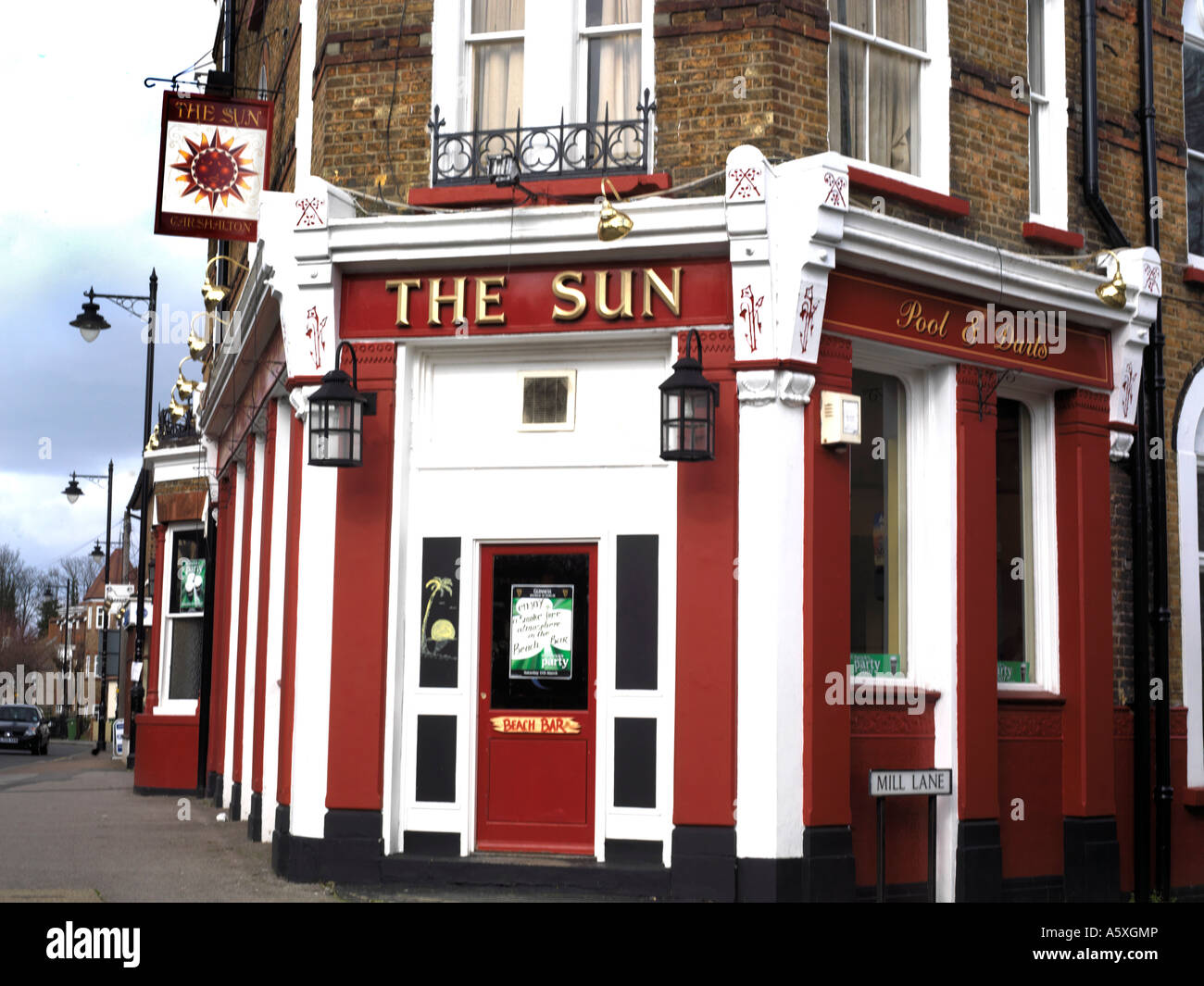 Sun Pub Carshalton Surrey England Stock Photo - Alamy
