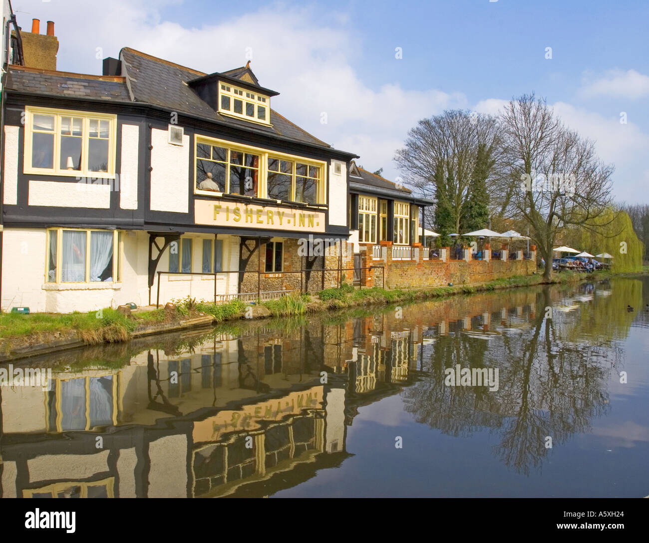 Fishery inn boxmoor hi-res stock photography and images - Alamy
