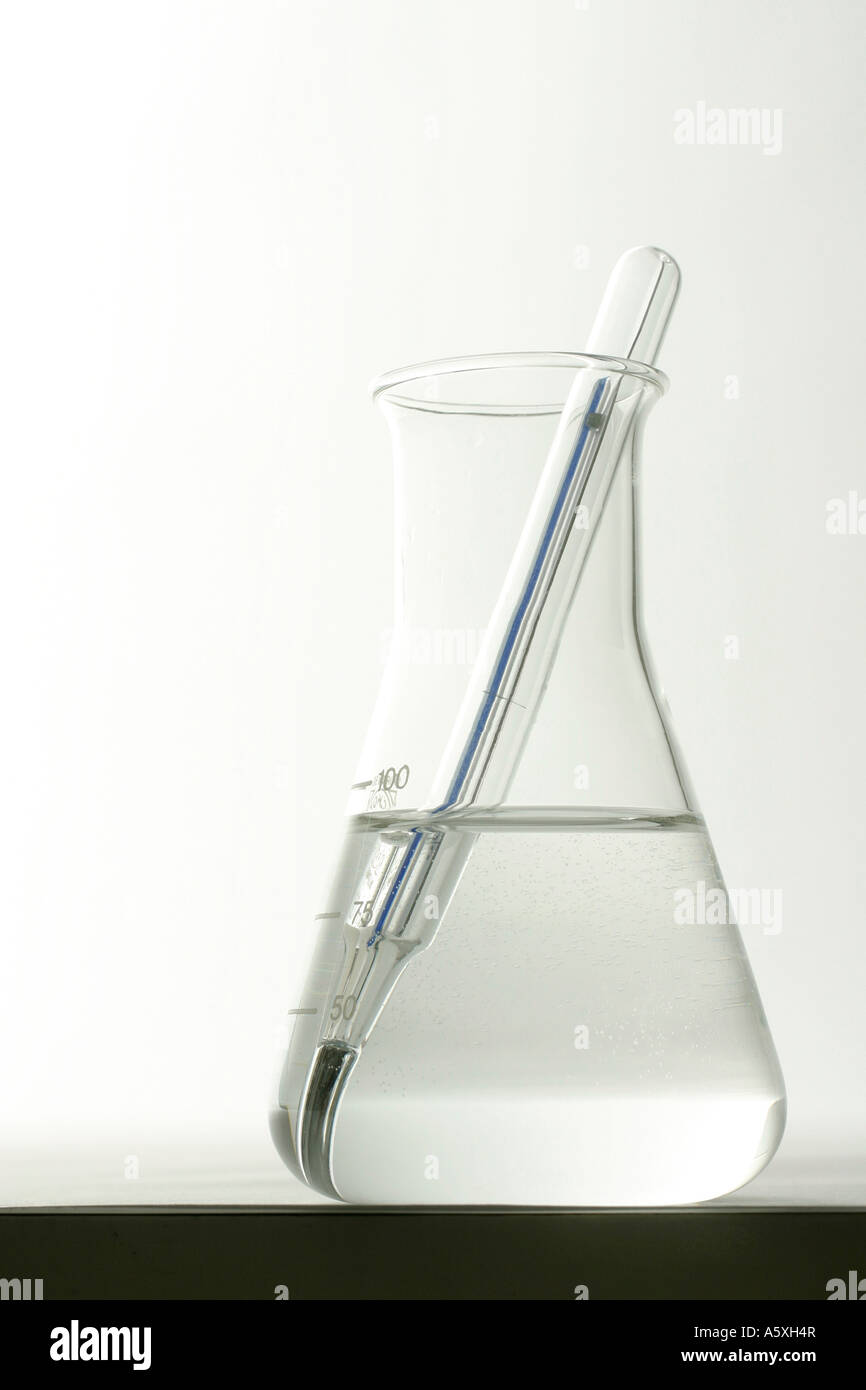 Chemiekalien hi-res stock photography and images - Alamy