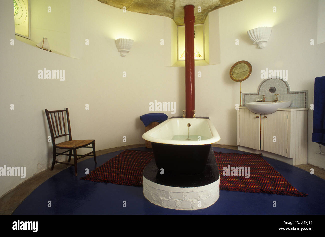 Living in a lighthouse conversion Beachy Head Belle Tout Lighthouse ...