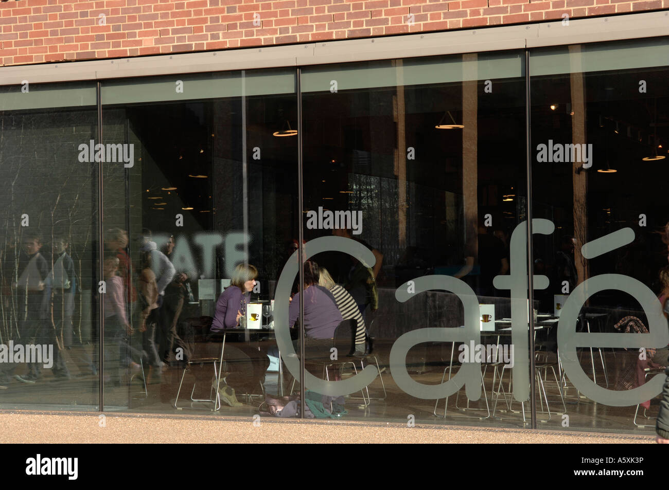Tate Modern Cafe London Stock Photo - Alamy