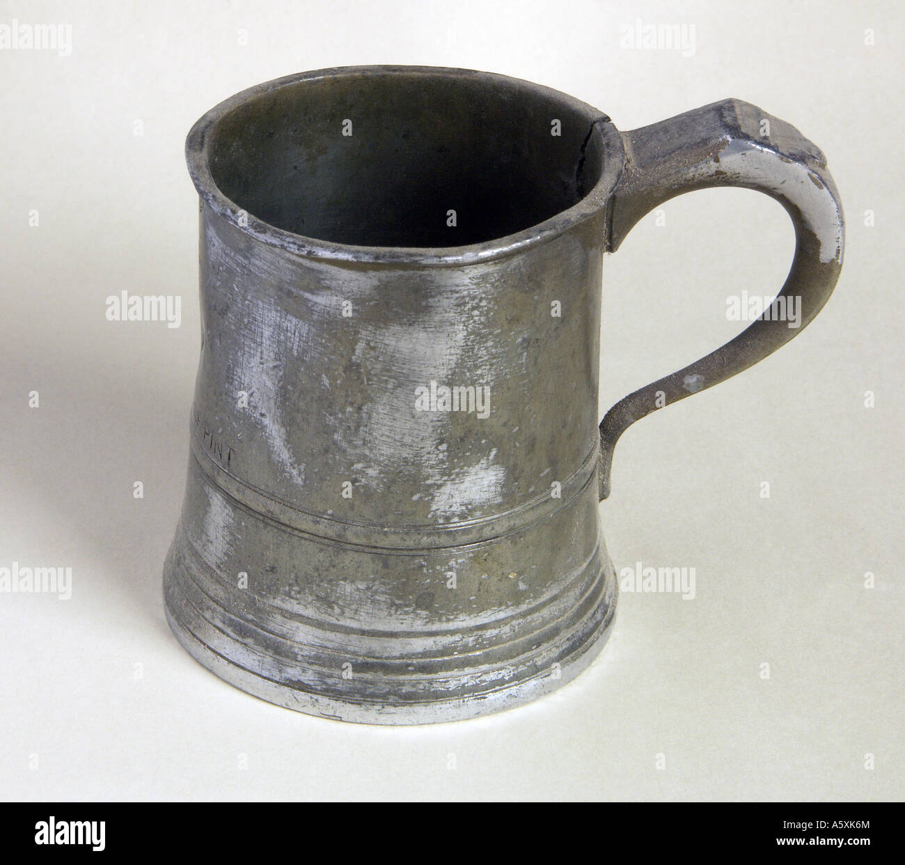 Pewter tankard hi-res stock photography and images - Alamy
