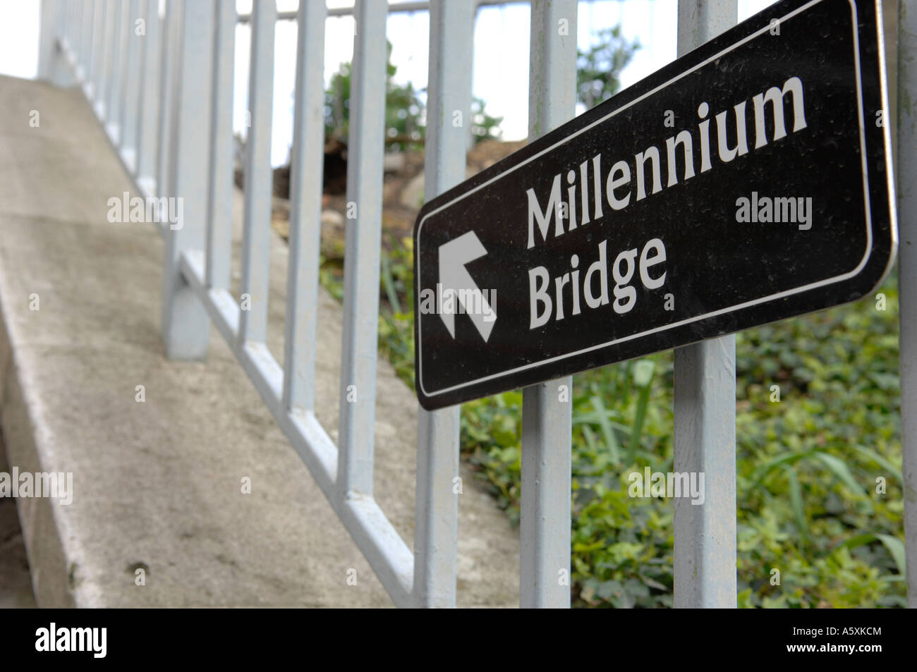 Millenium Bridge Sign Stock Photo - Alamy