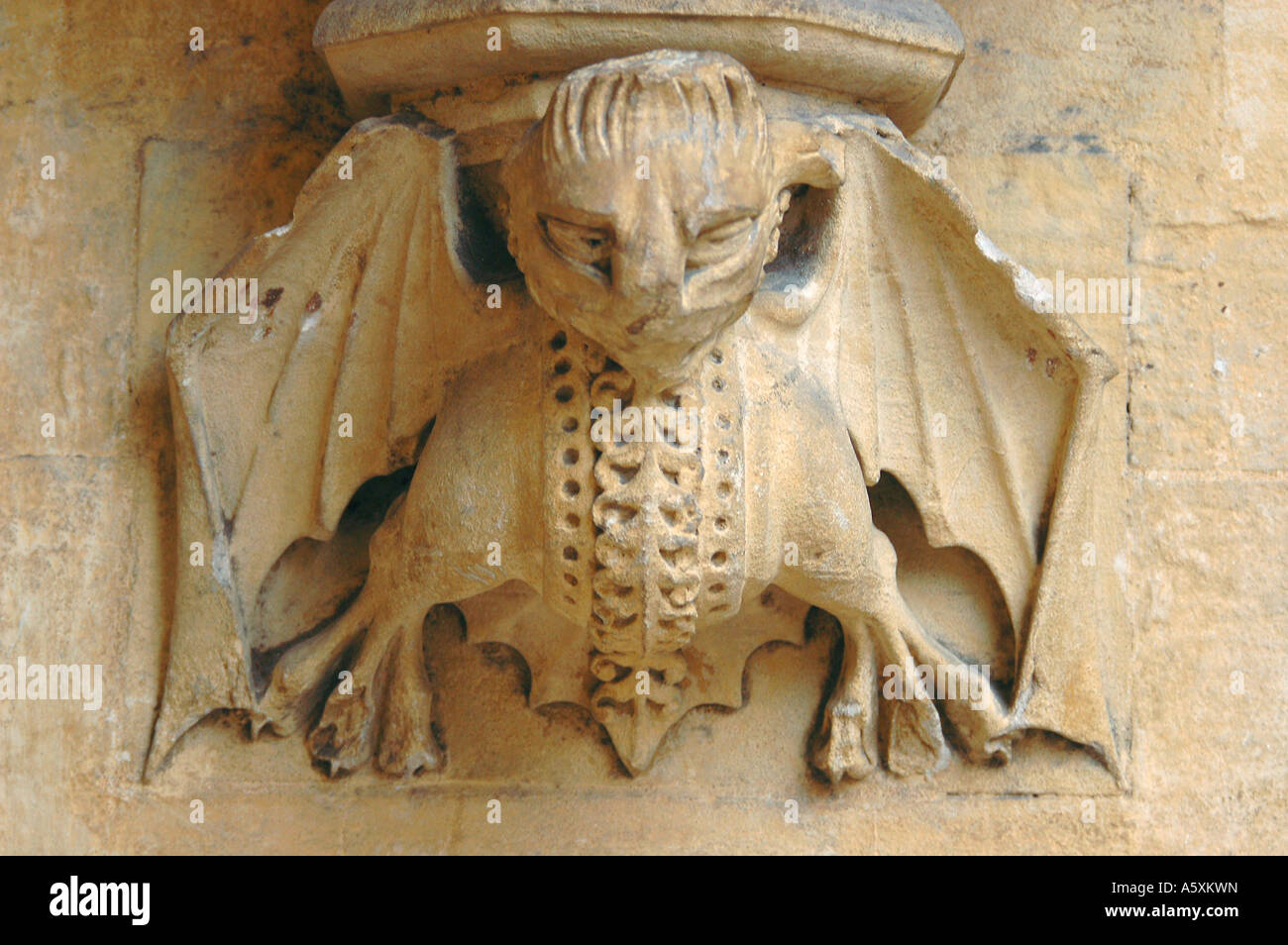 Actual balance hi-res stock photography and images - Alamy