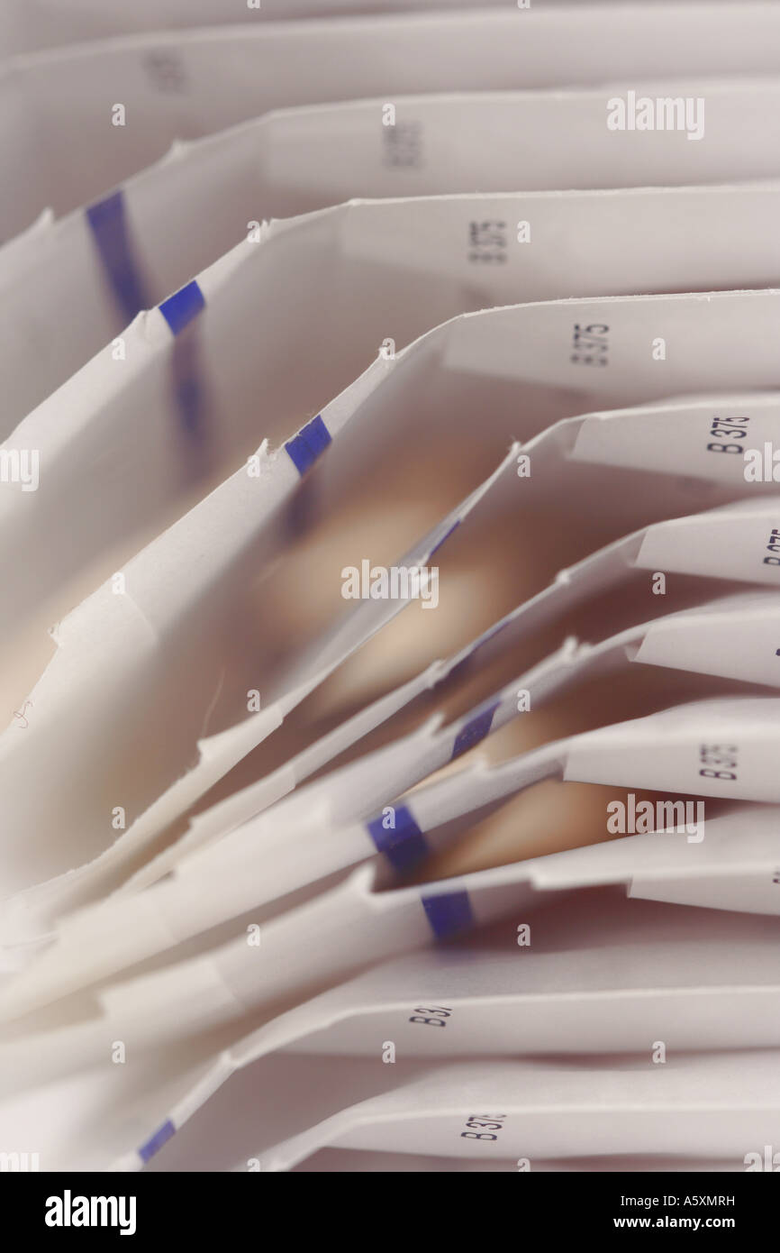 Paper banderole hi-res stock photography and images - Alamy