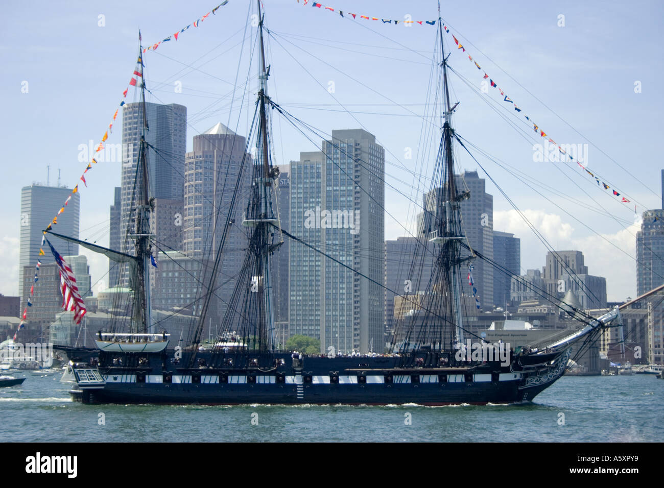 Uss Constitution Under Sail Wallpaper
