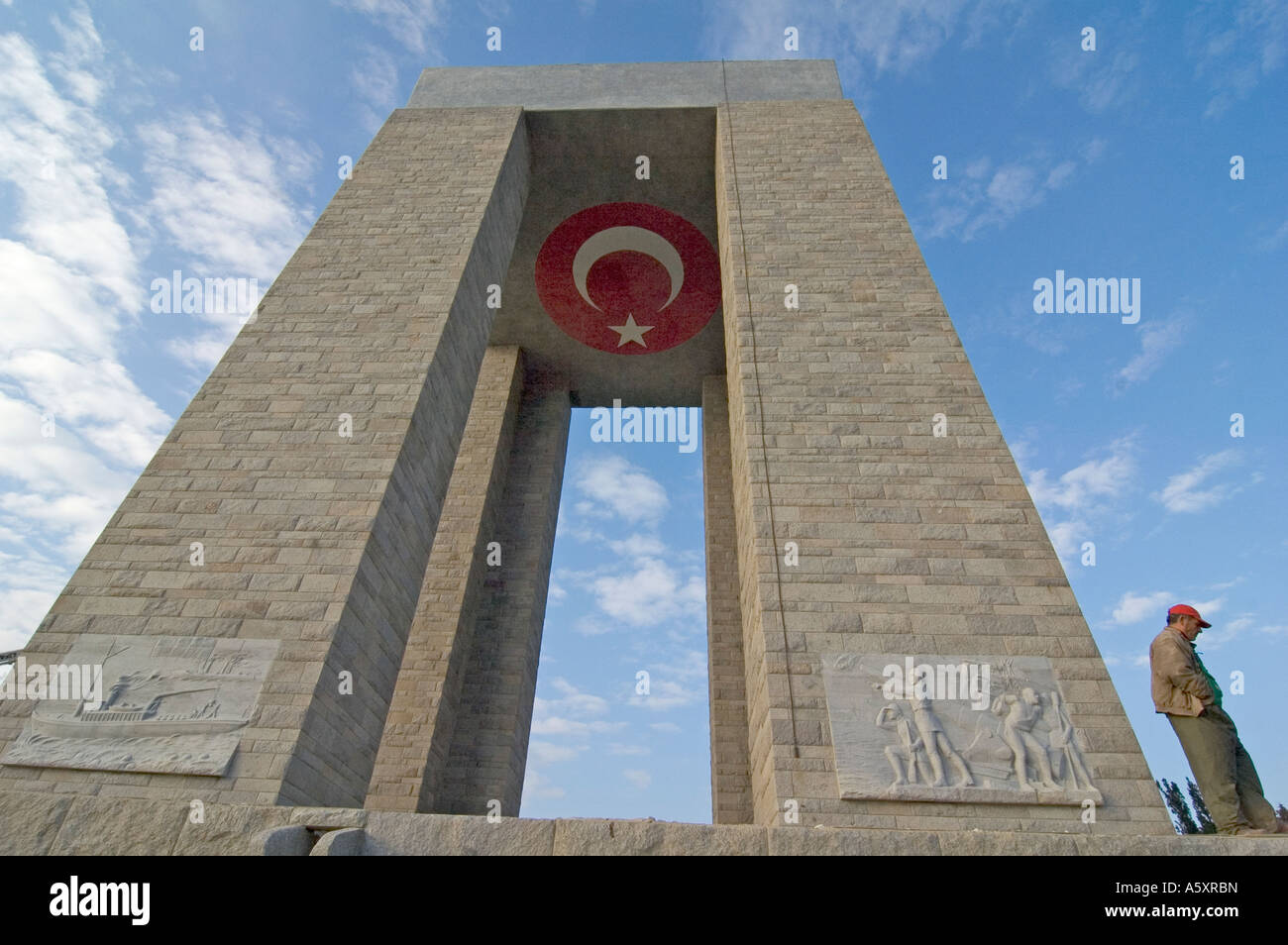 A war memorial dedicated to Turkish soldiers who fought off the 1915 ...