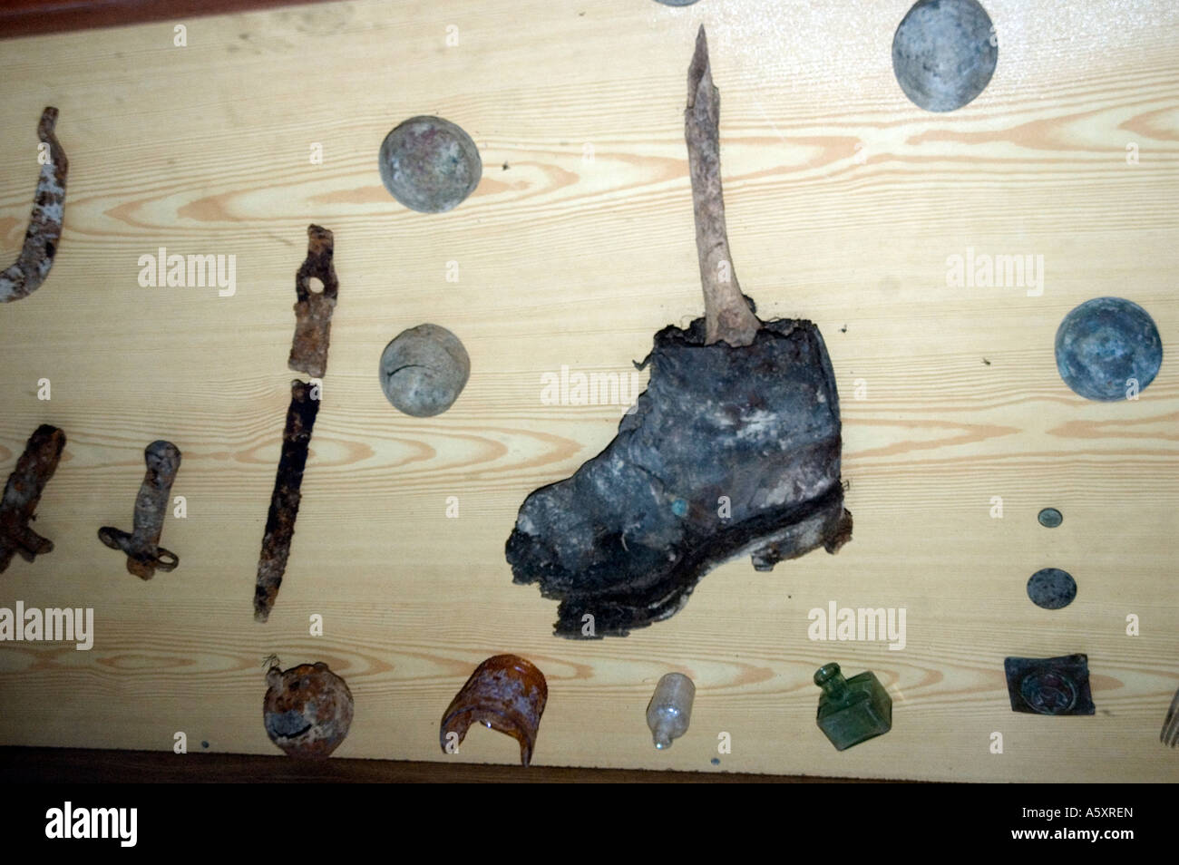 Dead soldiers on battlefield ww1 hi-res stock photography and images ...