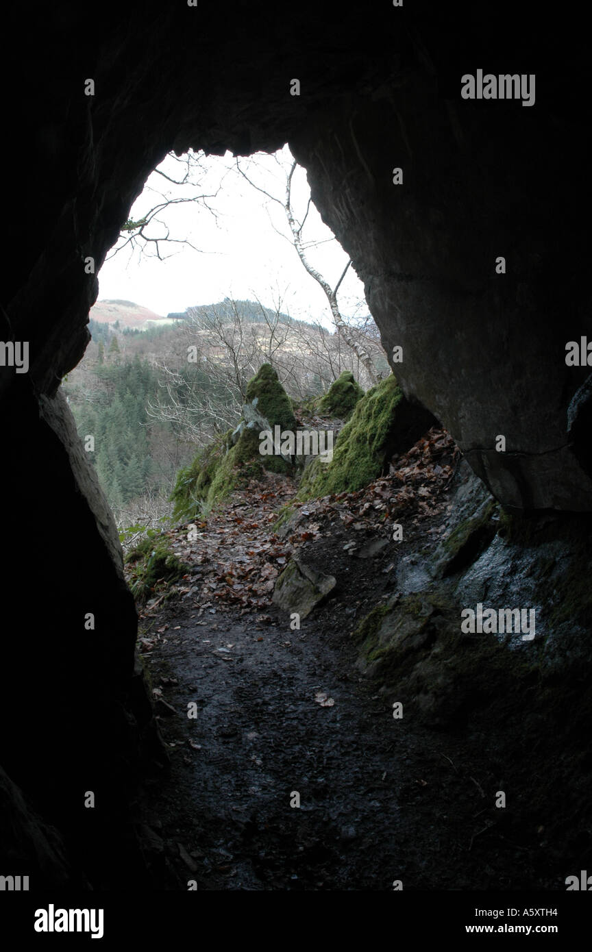 Mossy cave entrance hi-res stock photography and images - Alamy