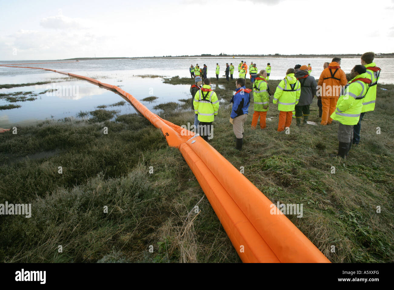 Oil spill exercise hi-res stock photography and images - Alamy