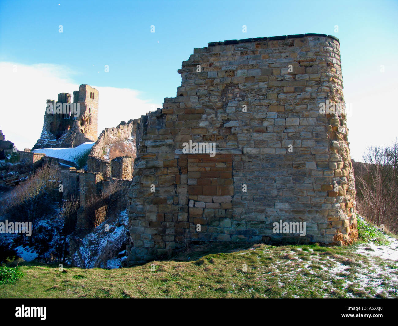 12th Century Keep and curtain walls Stock Photo - Alamy