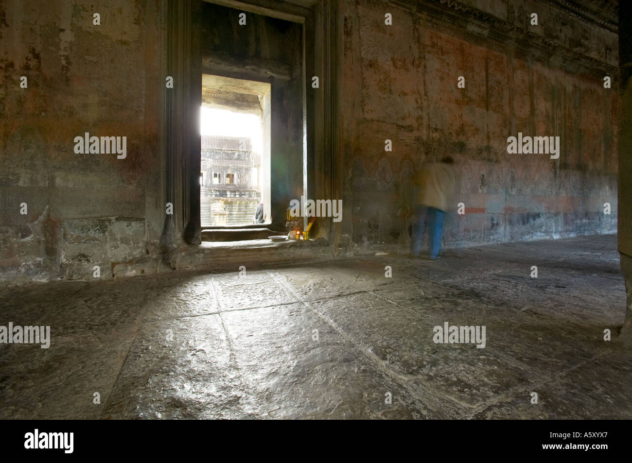 Interior corridor , Angkor Wat , Cambodia Stock Photo - Alamy