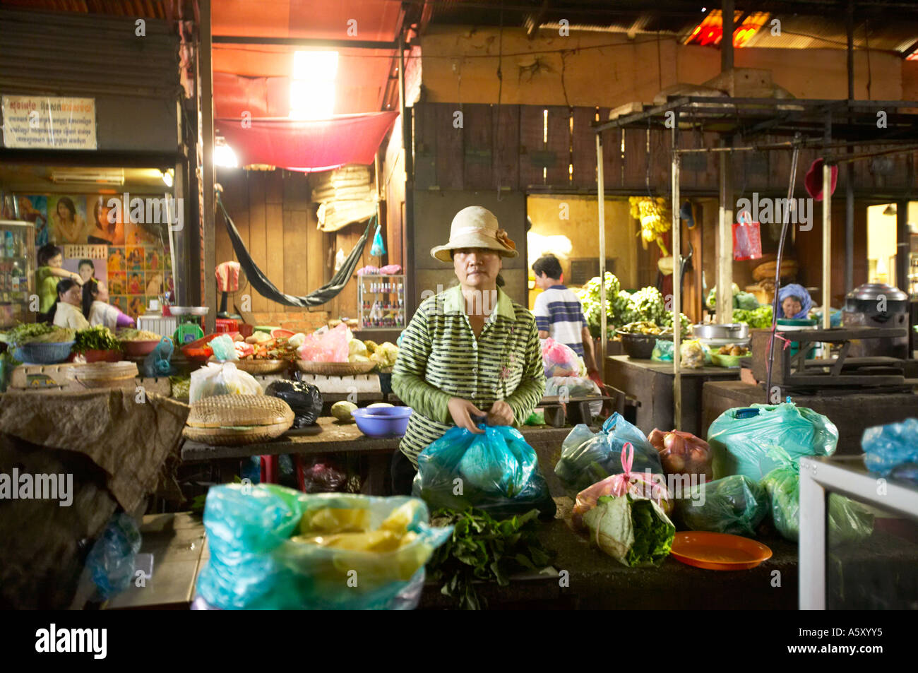 Russian market, Phnom Penh, Cambodia Stock Photo - Alamy