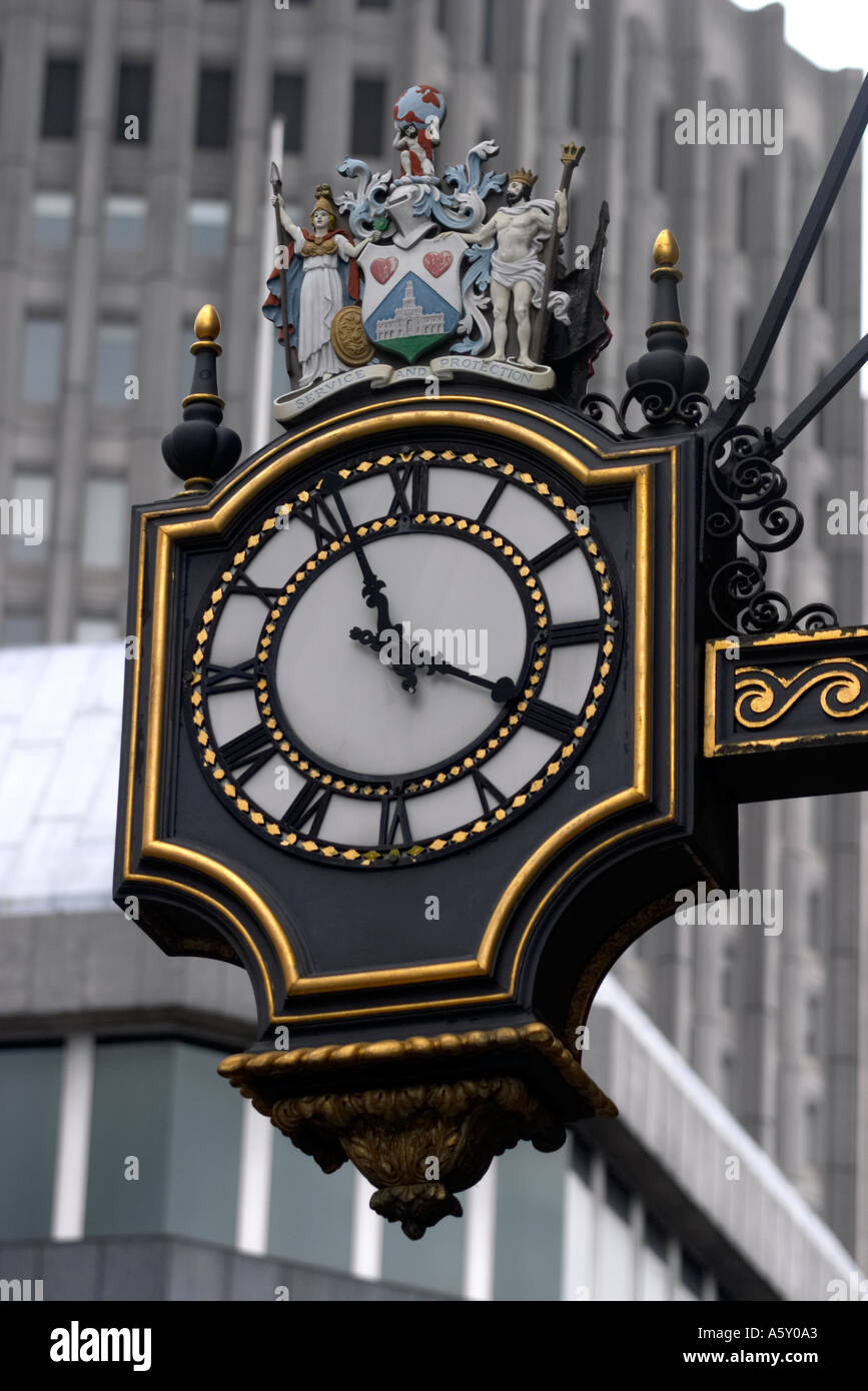 Royal exchange clock hi-res stock photography and images - Alamy