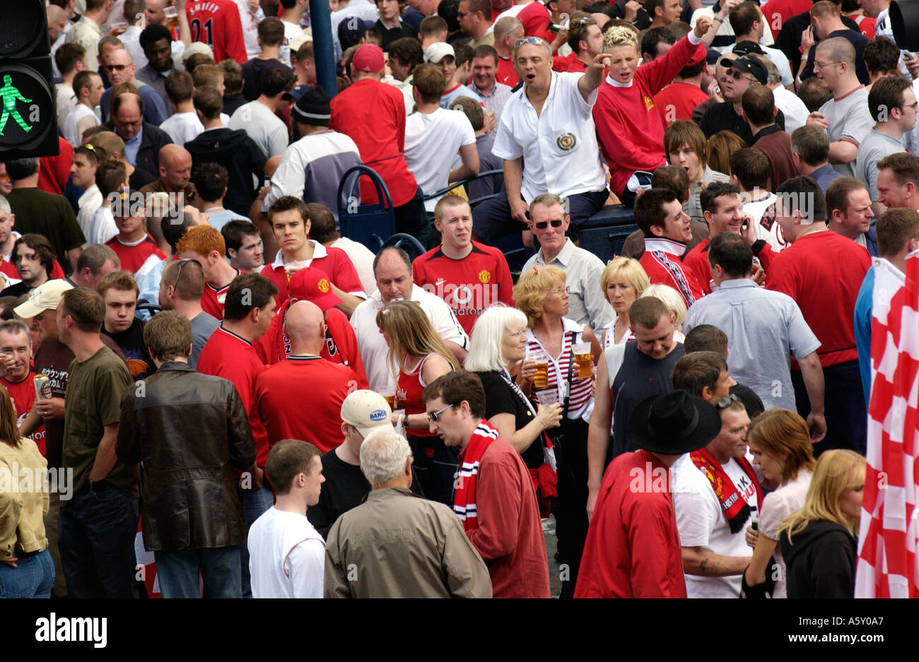 Large crowd of Manchester United football fans in city for FA Cup Final ...