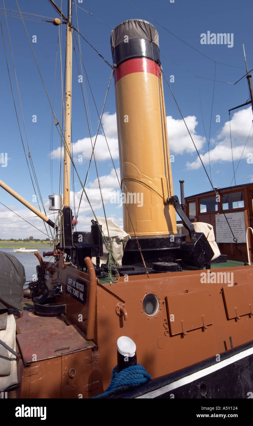 Tugboat funnel hi-res stock photography and images - Alamy