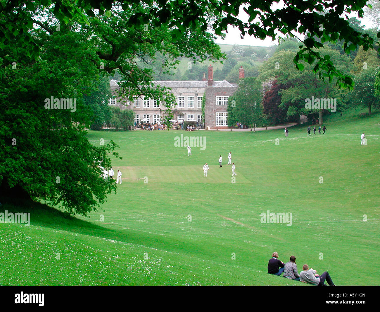 Cockington manor house hi-res stock photography and images - Alamy