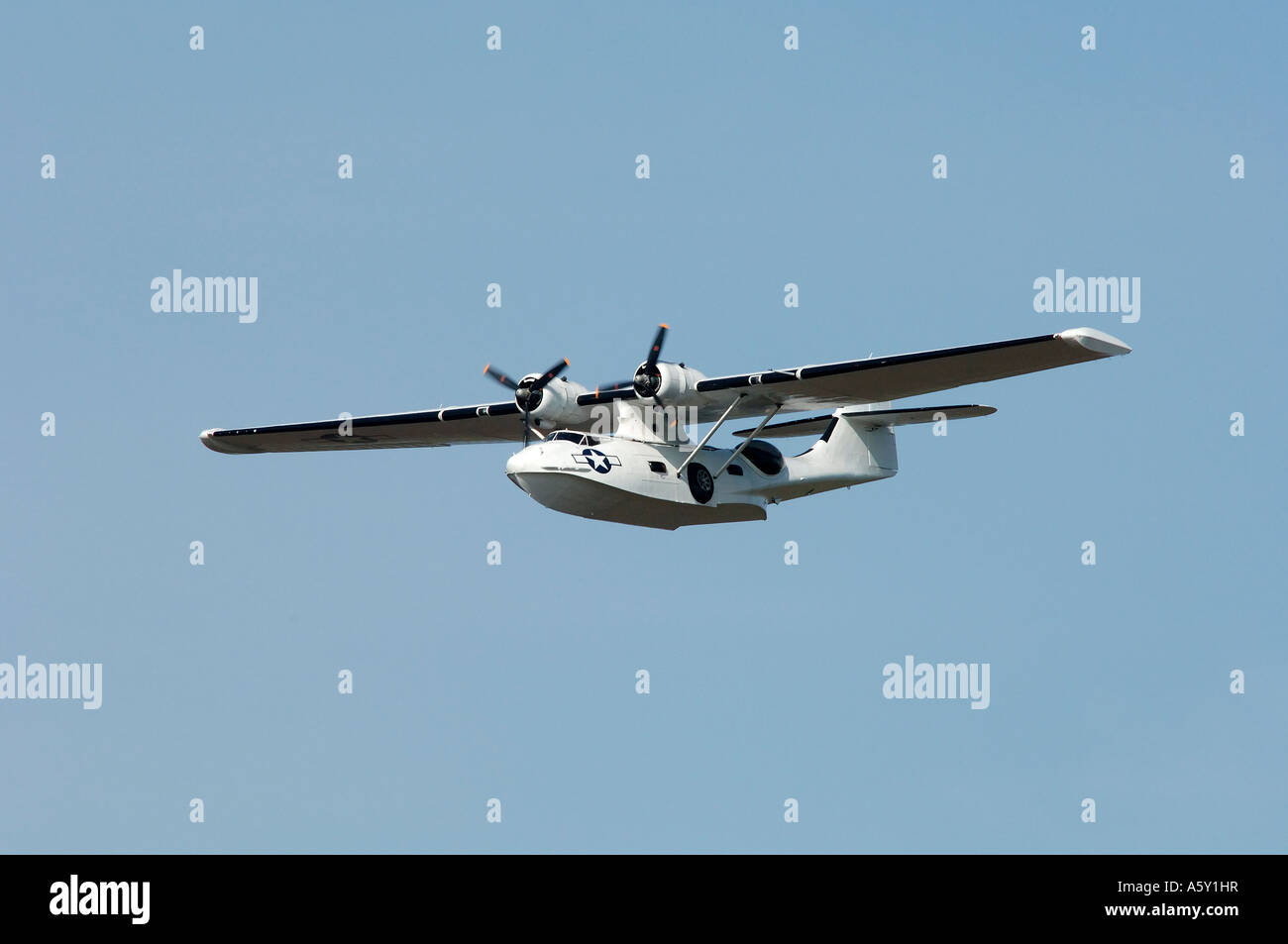 Catalina in flight hi-res stock photography and images - Alamy