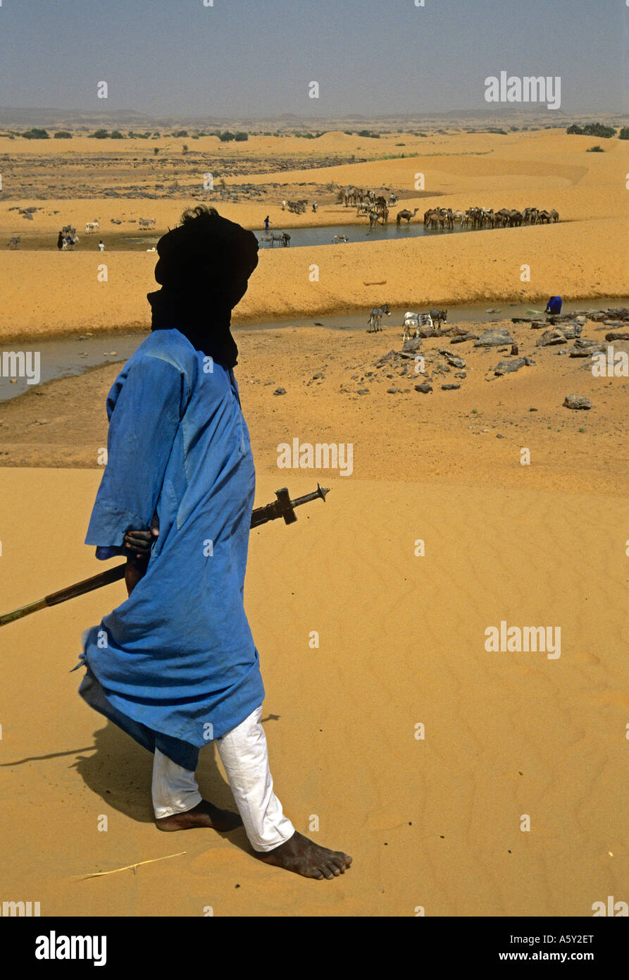 A Tuareg guard Stock Photo - Alamy