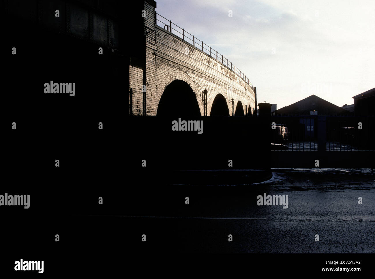 viaduct bridge railway brick shadow sunlight leeds Stock Photo - Alamy
