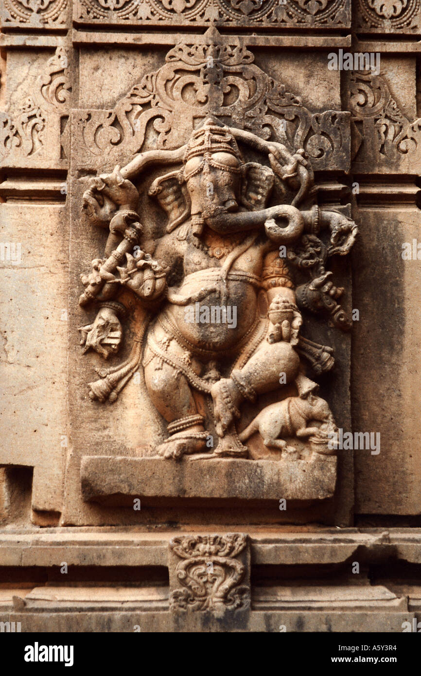 Statues deities indian god figures hi-res stock photography and images ...