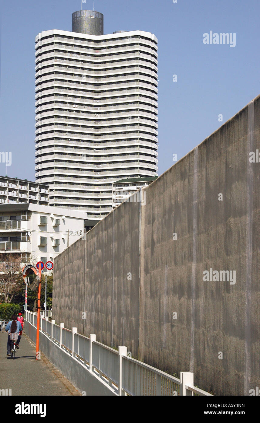 Japan prison hi-res stock photography and images - Alamy