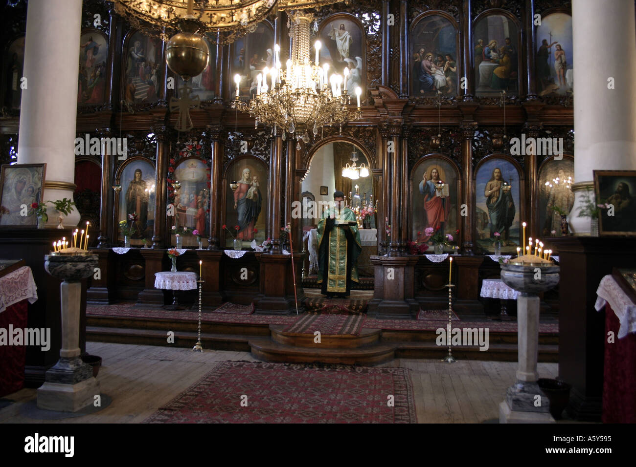 Orthodox religious service hi-res stock photography and images - Alamy