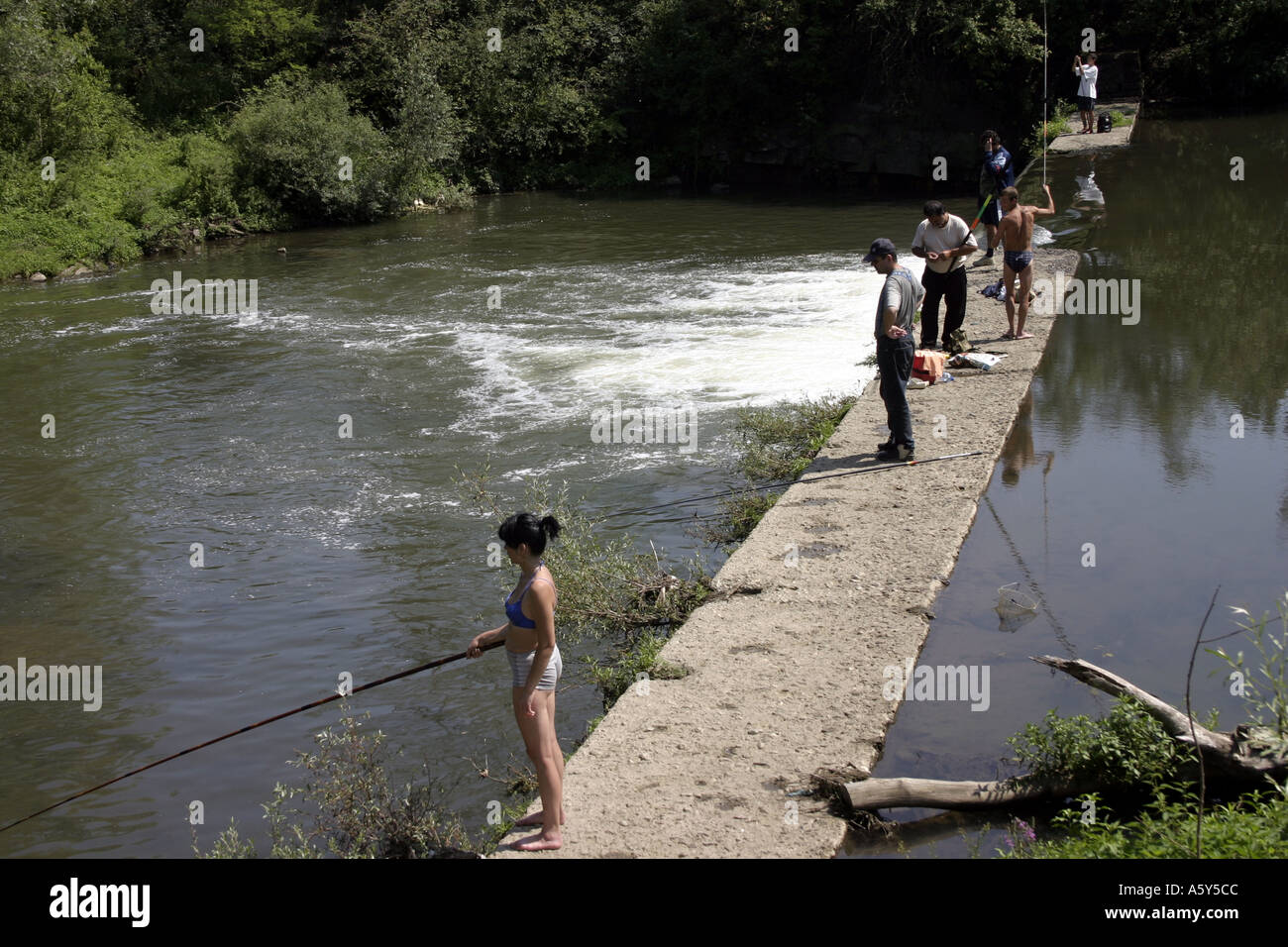 Levee bank hi-res stock photography and images - Alamy