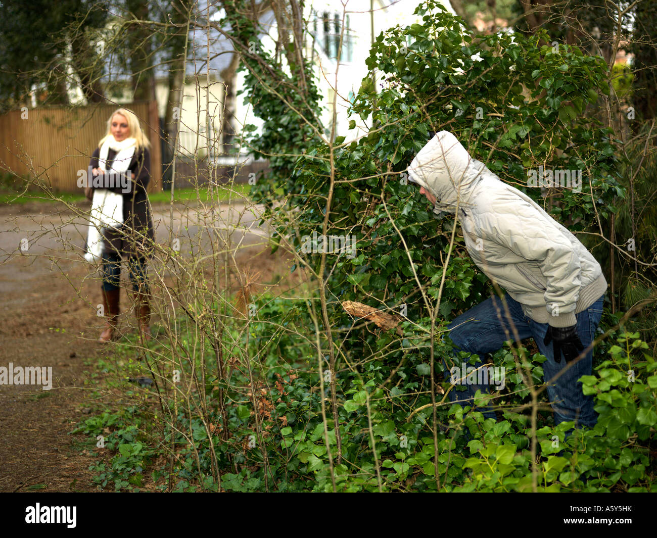 Mugged woman street High Resolution Stock Photography and Images - Alamy