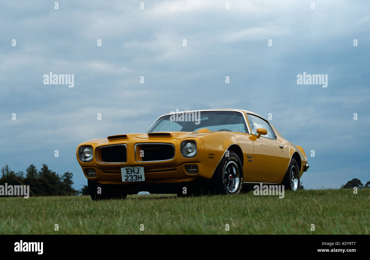 Pontiac Firebird Hardtop Coupe Formula 400 of 1969 forward slash 70 ...