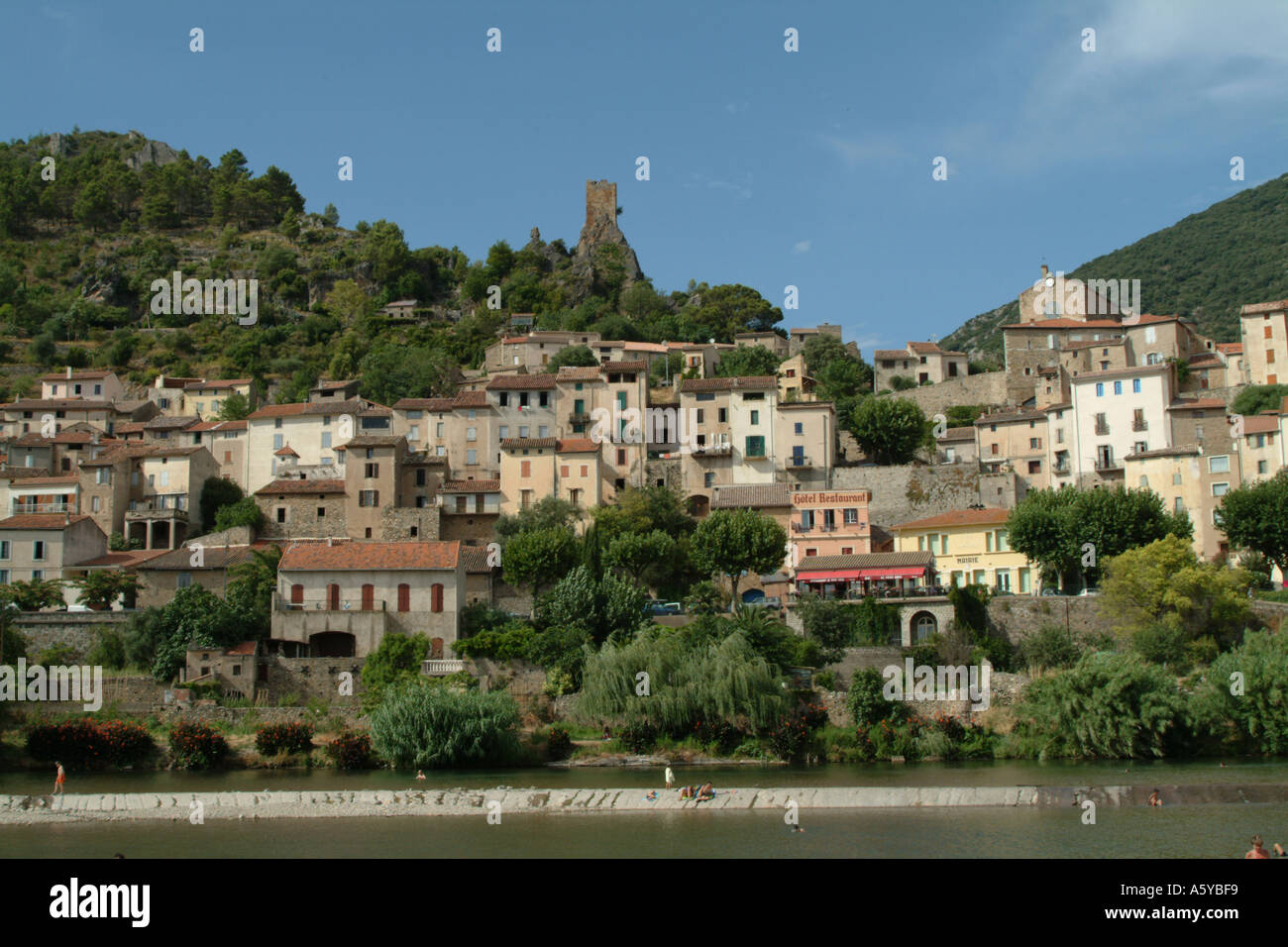 Village on orb river hi-res stock photography and images - Alamy