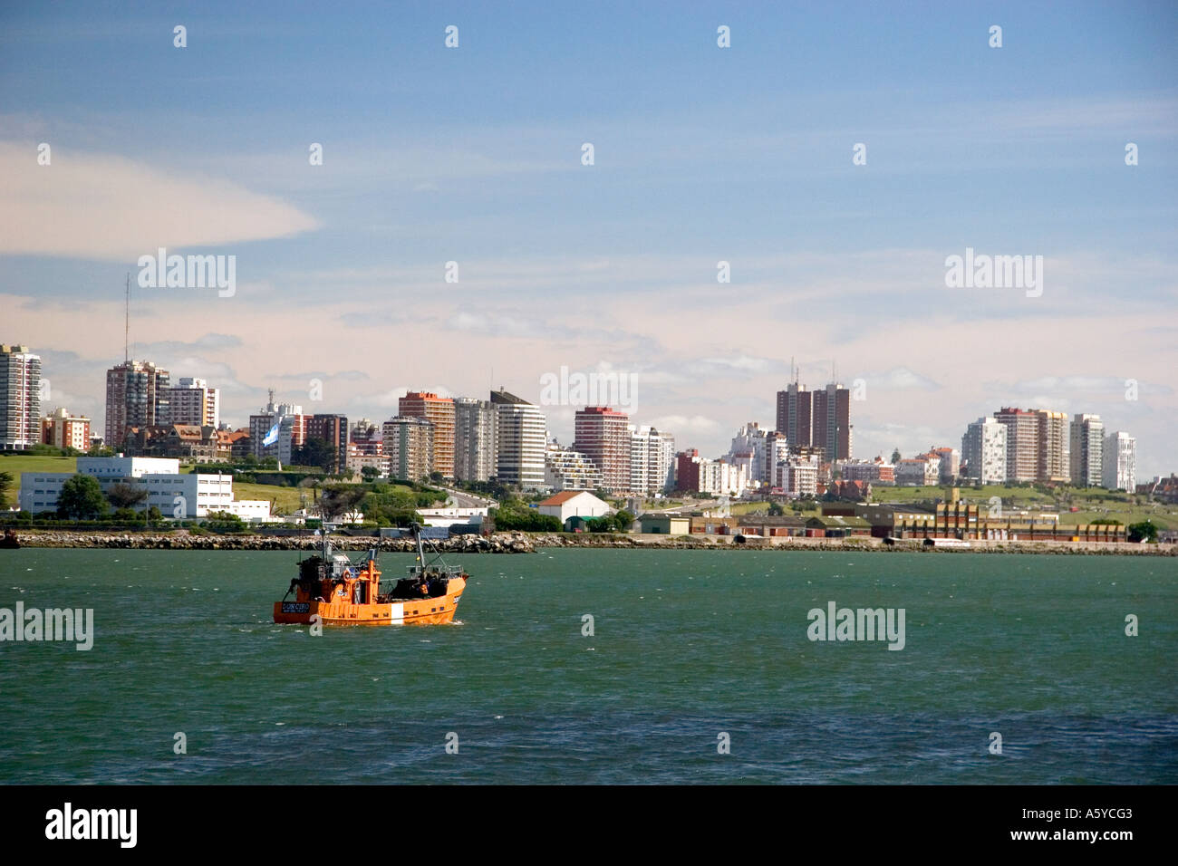 Puerto mar del plata hi-res stock photography and images - Alamy