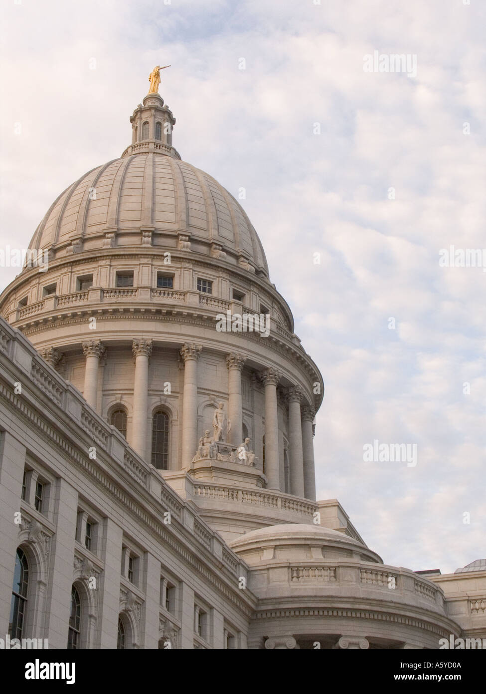 Wisconsin state capitol building Madison Wisconsin Stock Photo - Alamy