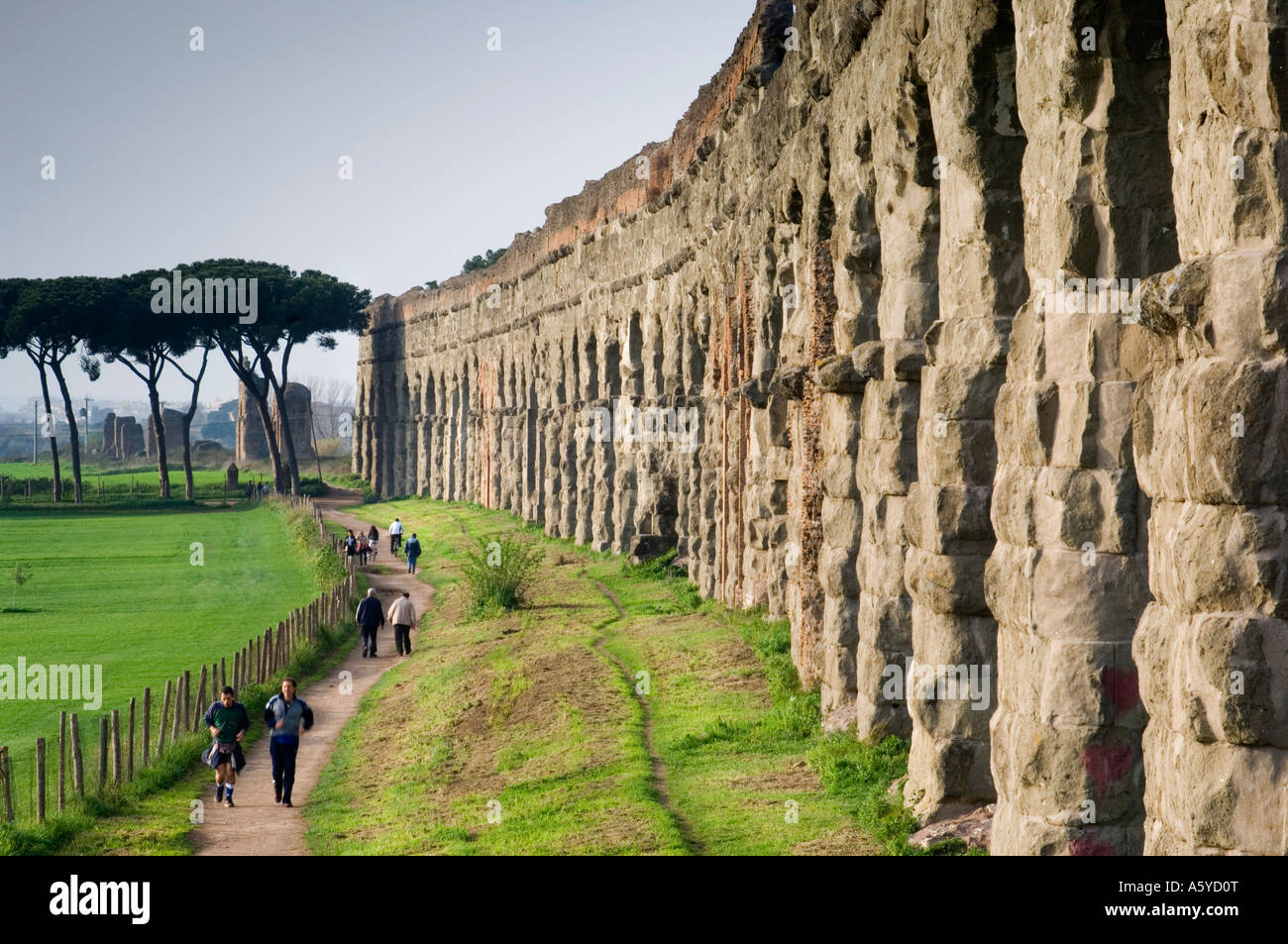 Acquedotto Claudio Stock Photos & Acquedotto Claudio Stock Images - Alamy