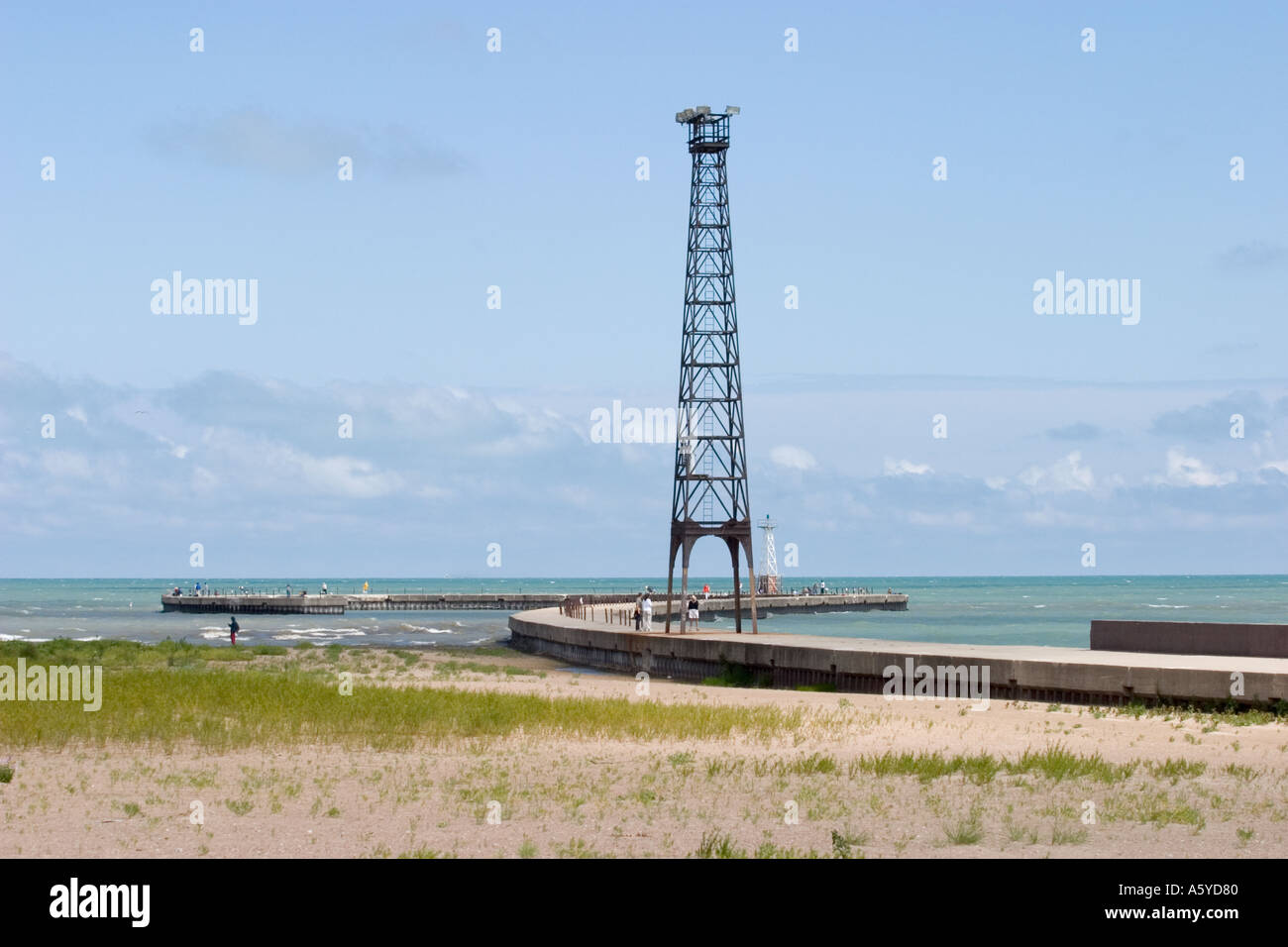 Montrose pier hi-res stock photography and images - Alamy