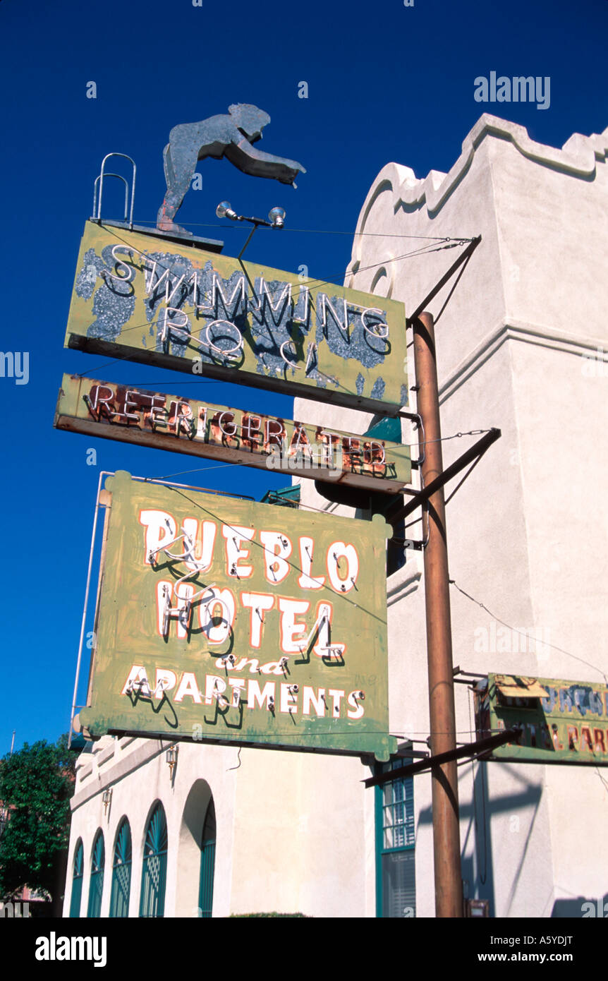 Sos signage hi-res stock photography and images - Alamy