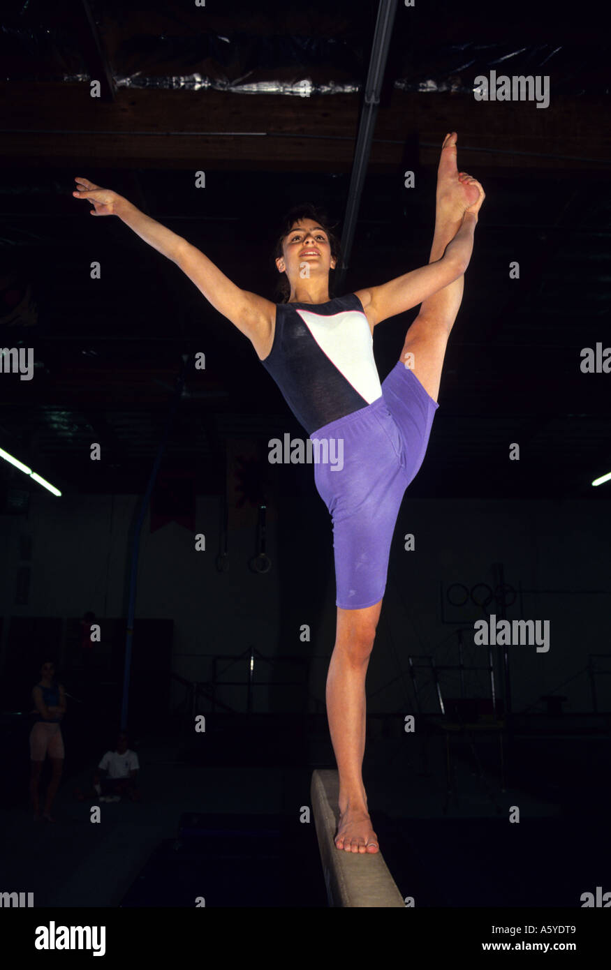 Female gymnast balance beam hi-res stock photography and images - Alamy