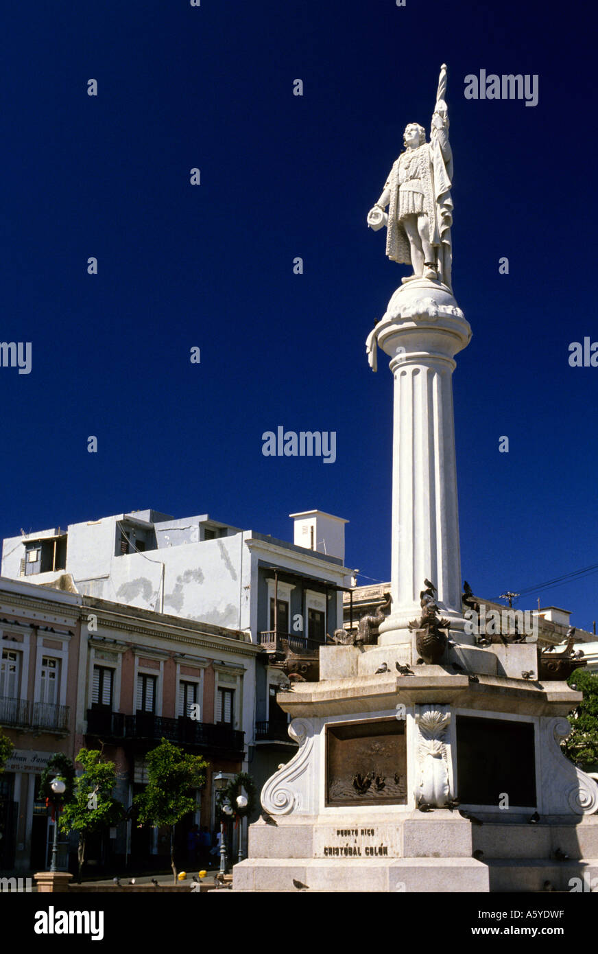 Statue of Christopher Columbus in San Juan, Puerto Rico Stock Photo - Alamy