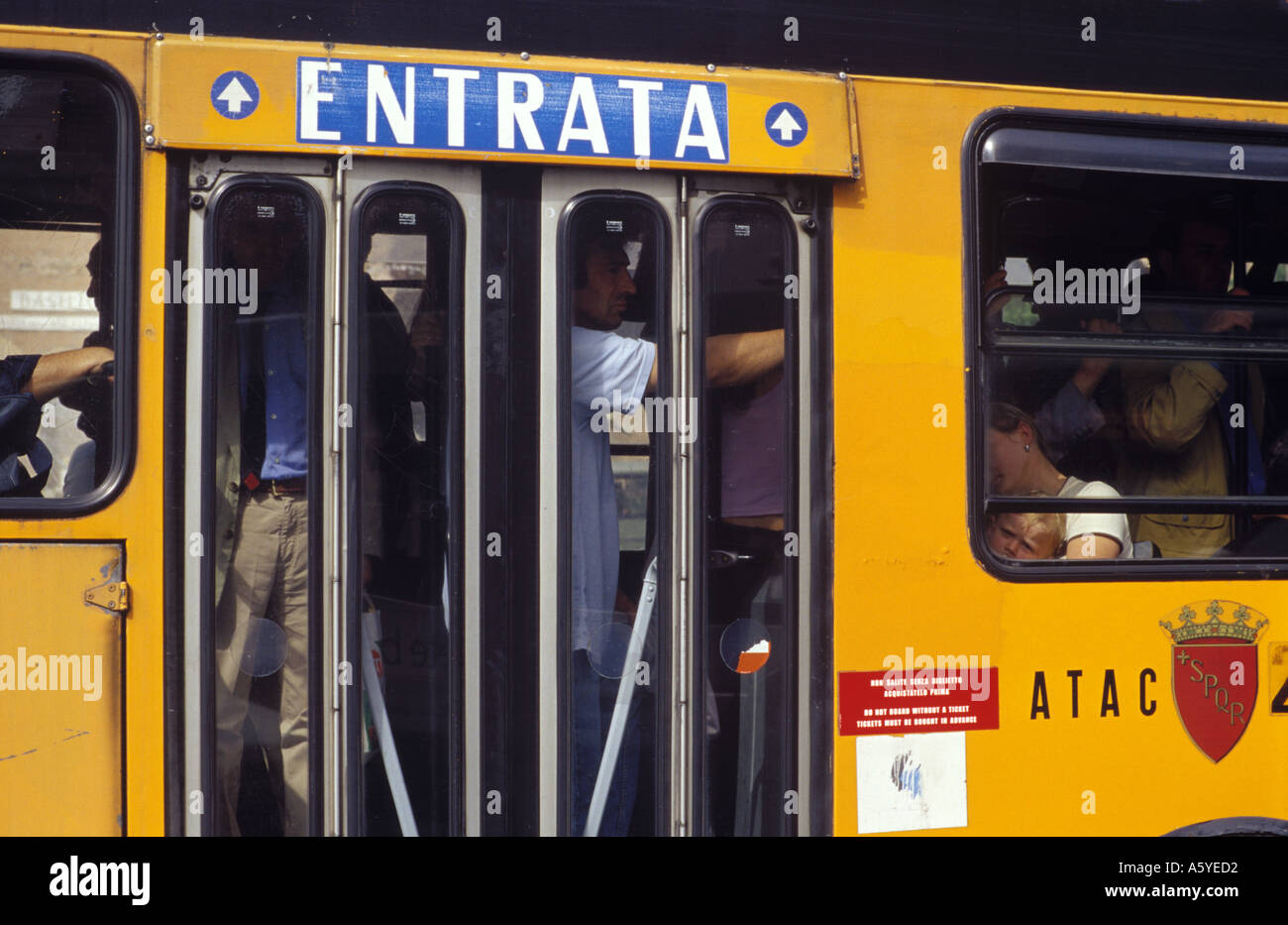 A public transport bus in Rome Stock Photo - Alamy