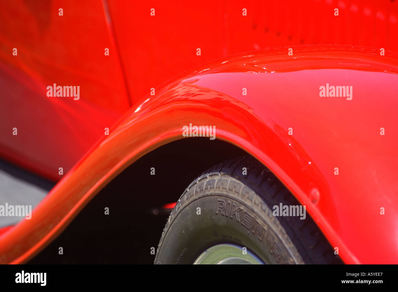 Red fender hi-res stock photography and images - Alamy