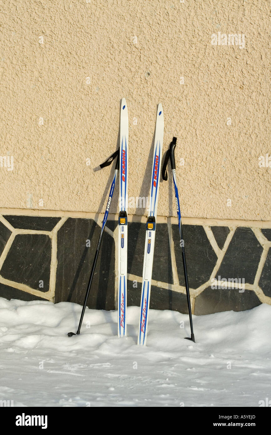 Leaning on skis hi-res stock photography and images - Alamy
