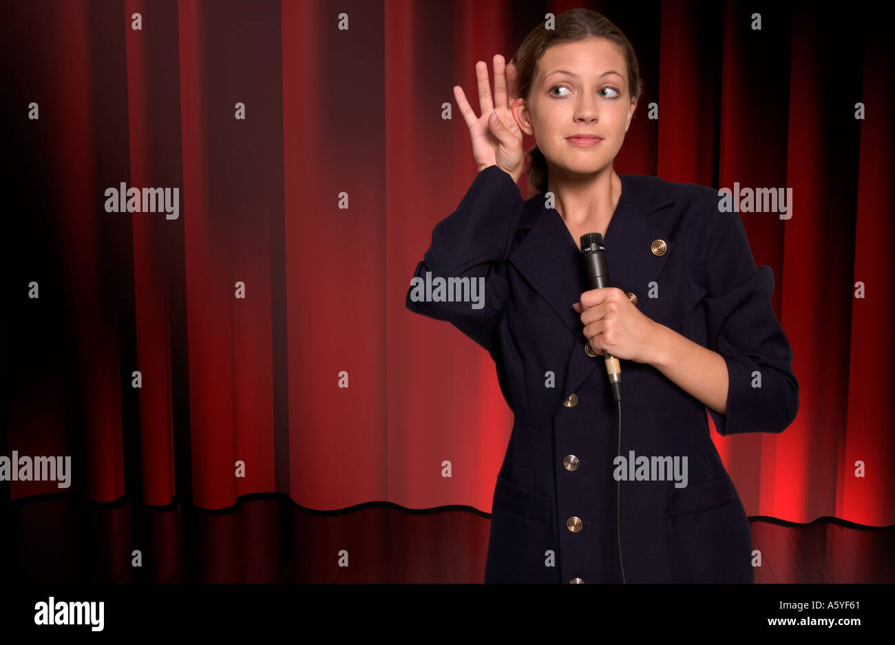 Presentation on stage hi-res stock photography and images - Alamy