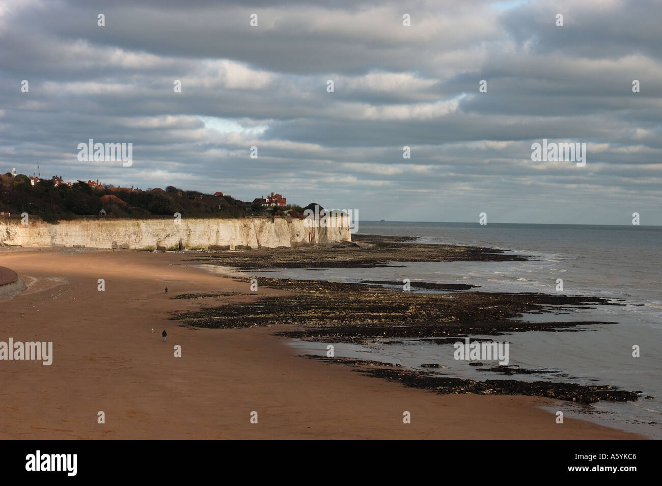 Stone Bay Broadstairs Kent England Stock Photo - Alamy