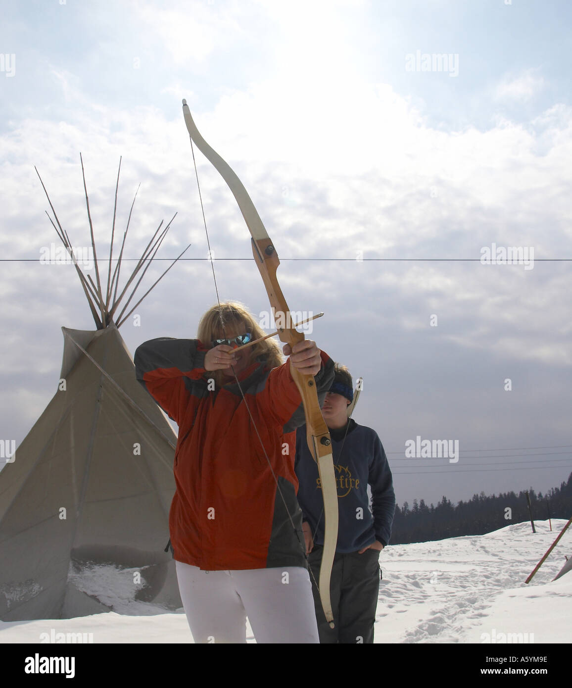 Doing winter sports hi-res stock photography and images - Alamy