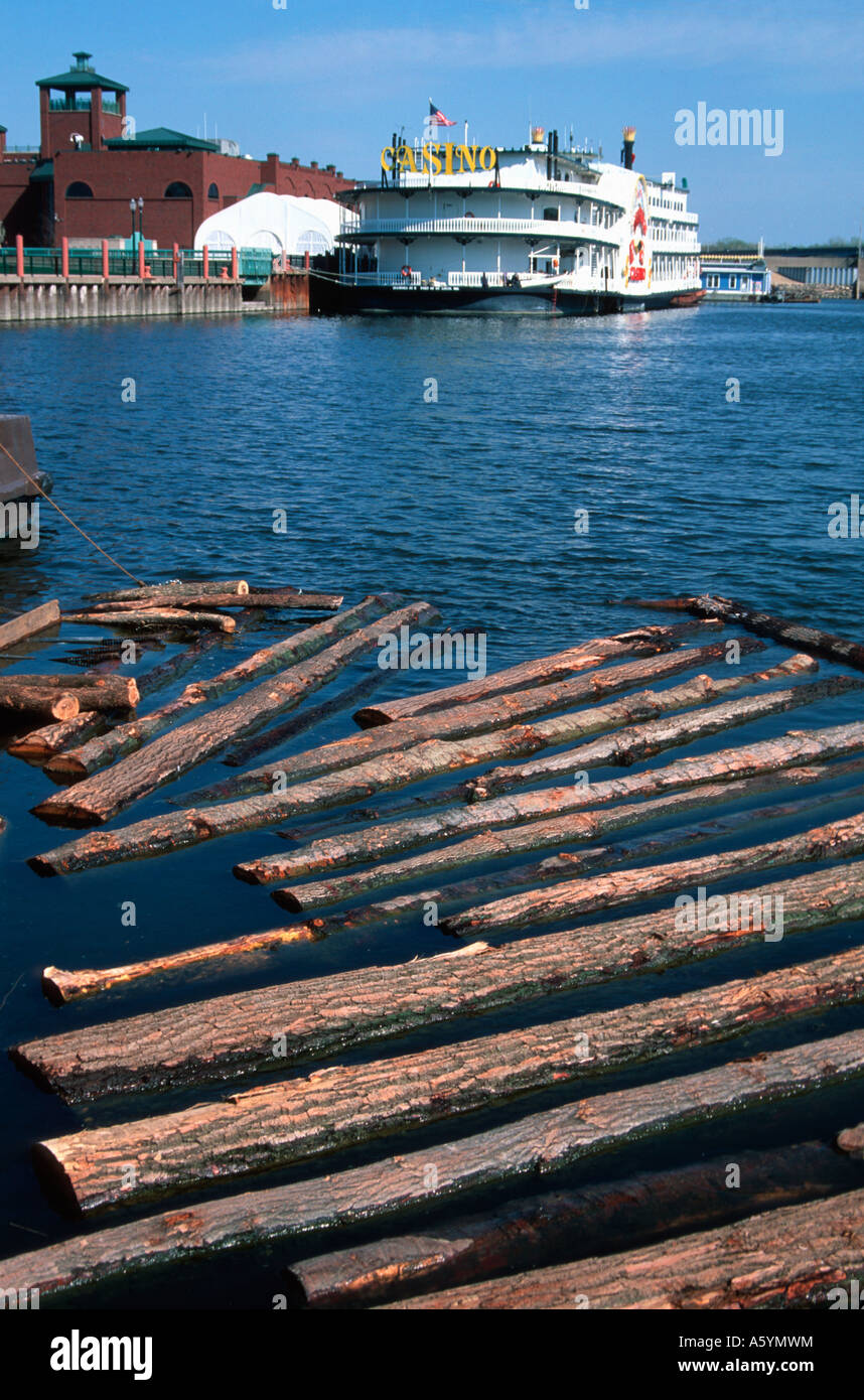 Contract carriage hi-res stock photography and images - Alamy