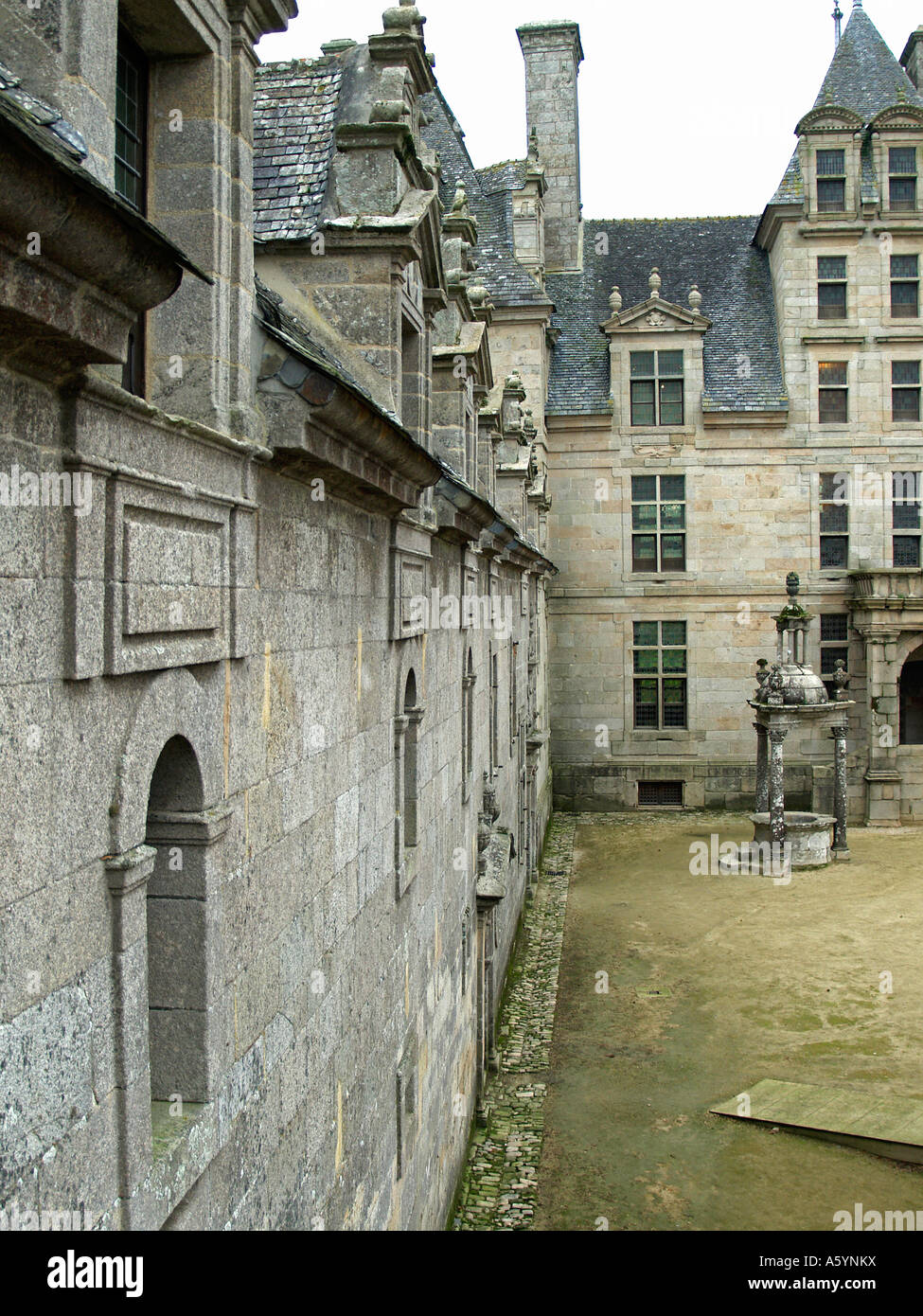 inner courtyard of the Renaissance castle Chateau de Kerjean in Léon ...