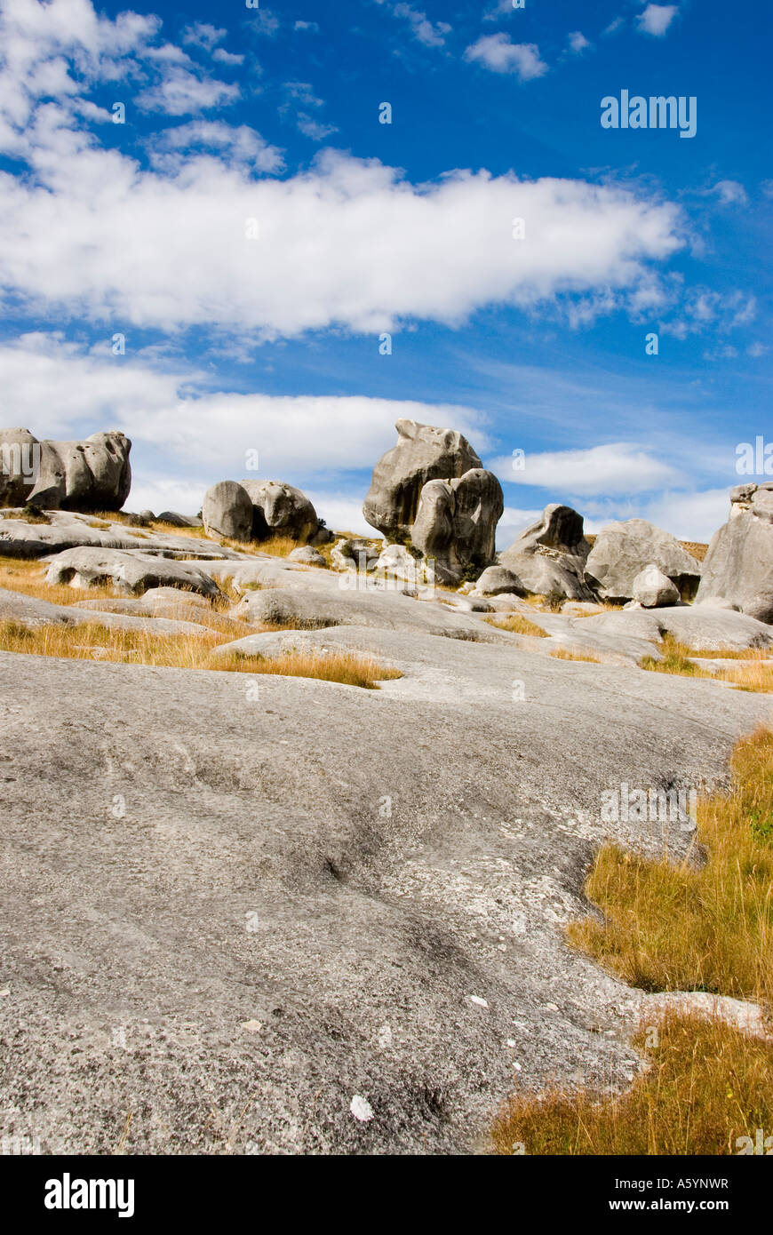 Unusual limestone rock formations at New Zealand's "Castle Hill" Rocks ...
