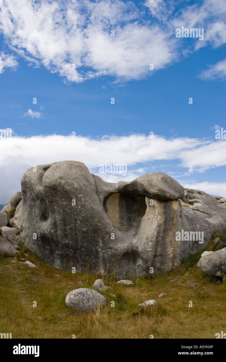 Unusual limestone rock formations at New Zealand's "Castle Hill" Rocks ...