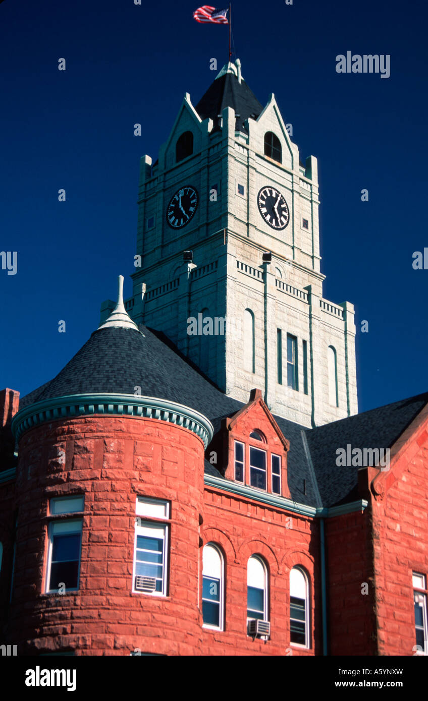 Courthouse in ruins hi-res stock photography and images - Alamy